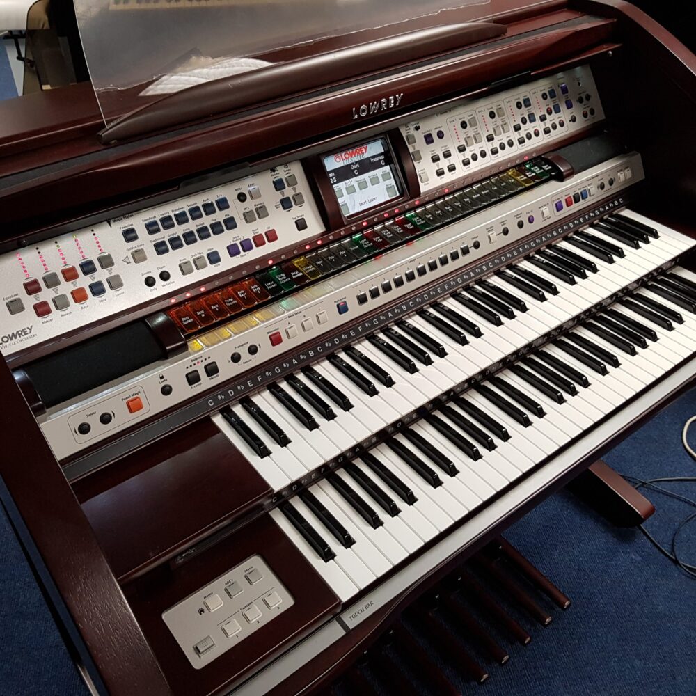Pre-Owned Organs | Allens Music Centre